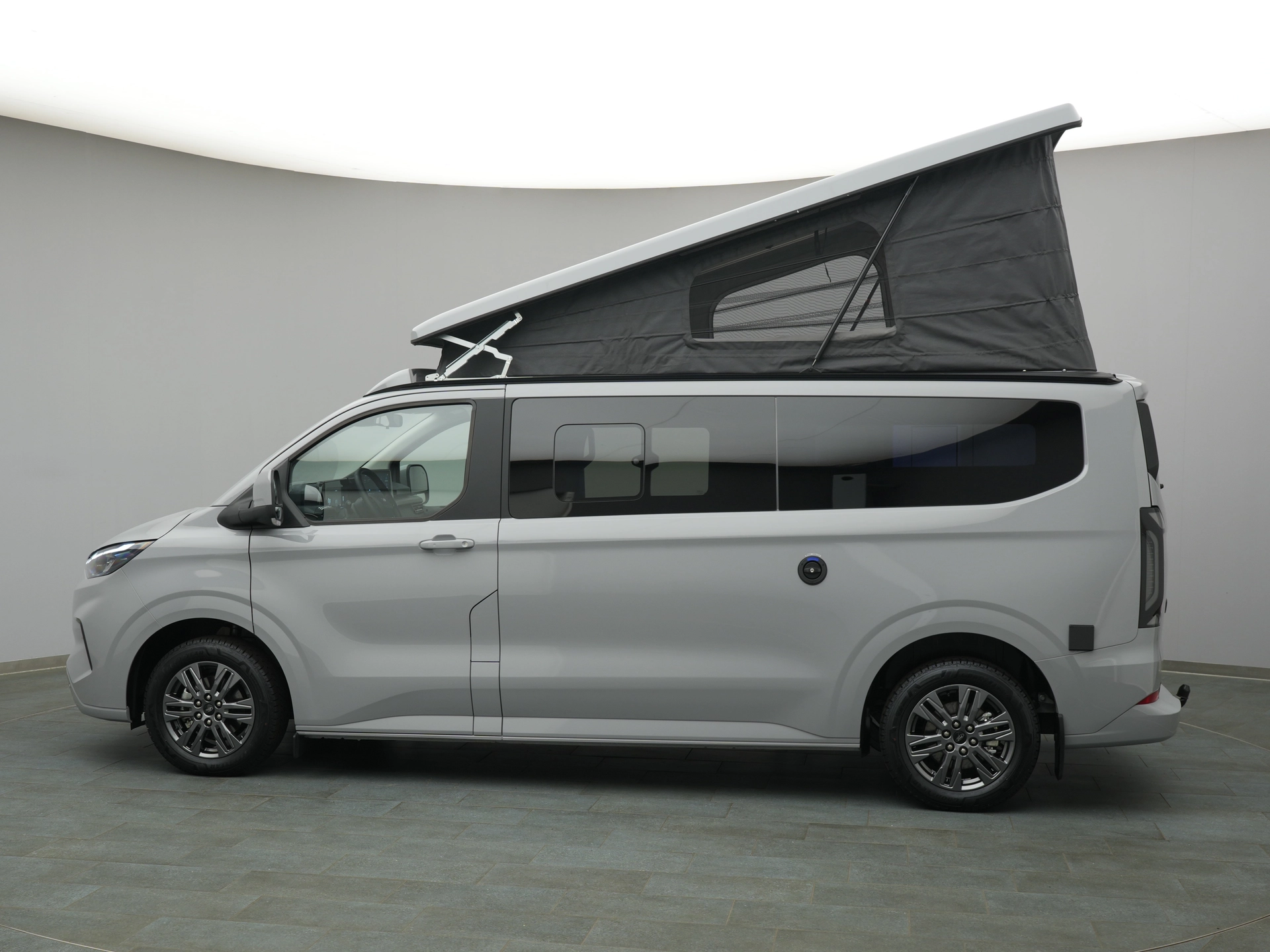 Nugget L2 Titanium 170PS Aut. / Markise / AHK / 97650 | Ford Kögler